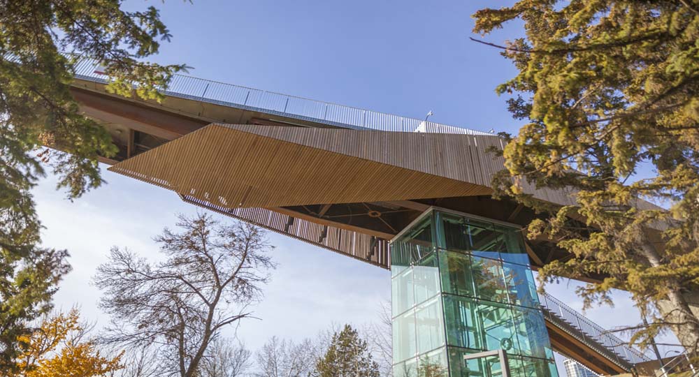 Arquitectura de conexión en Edmonton, Se abre el primer funicular de ...